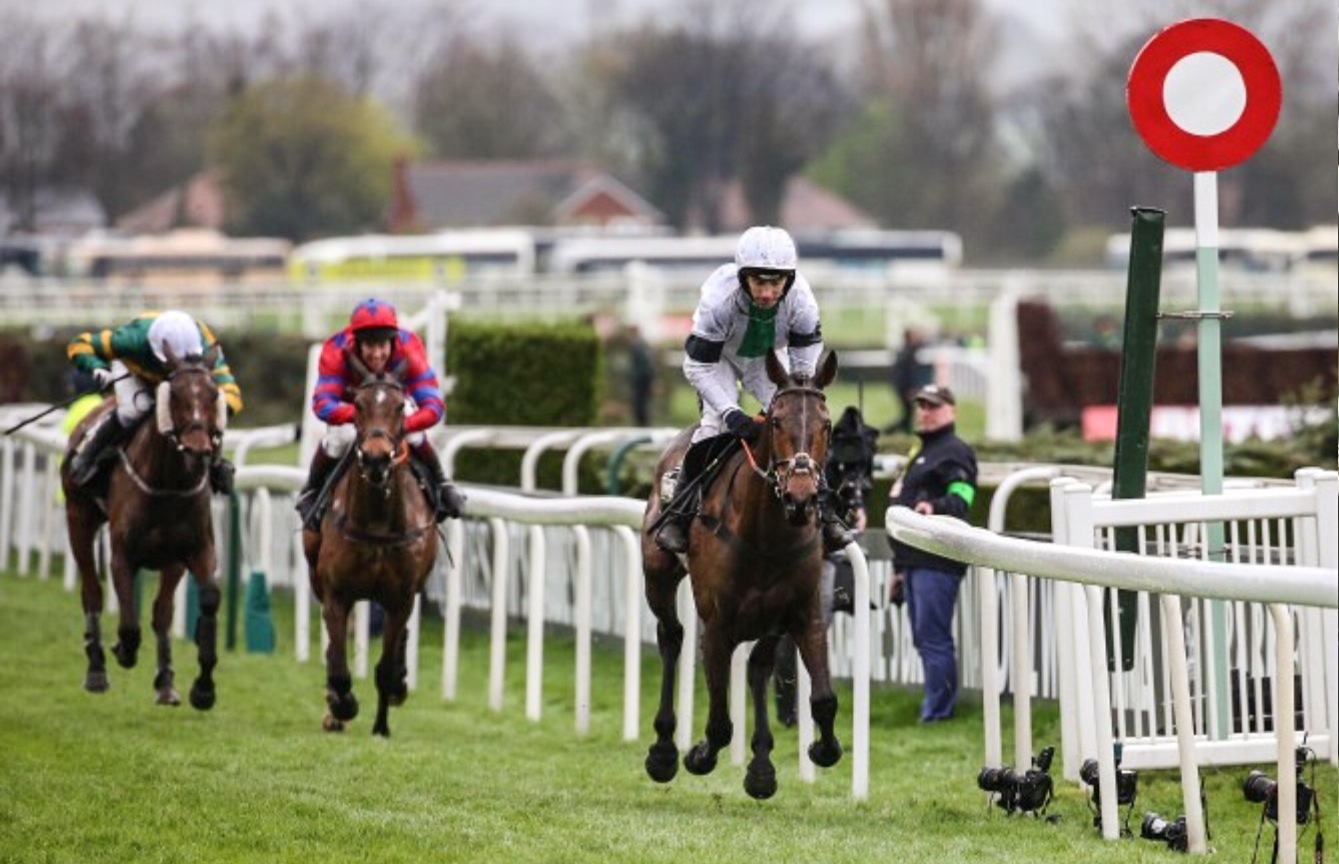 Grand National @ the Pub | PARWICH.ORG