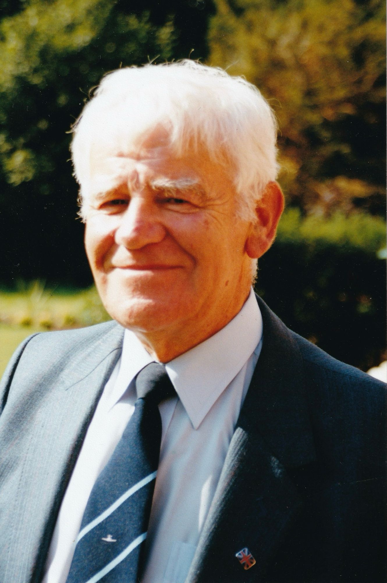 Colin Sims formerly of Lenscliffe | PARWICH.ORG